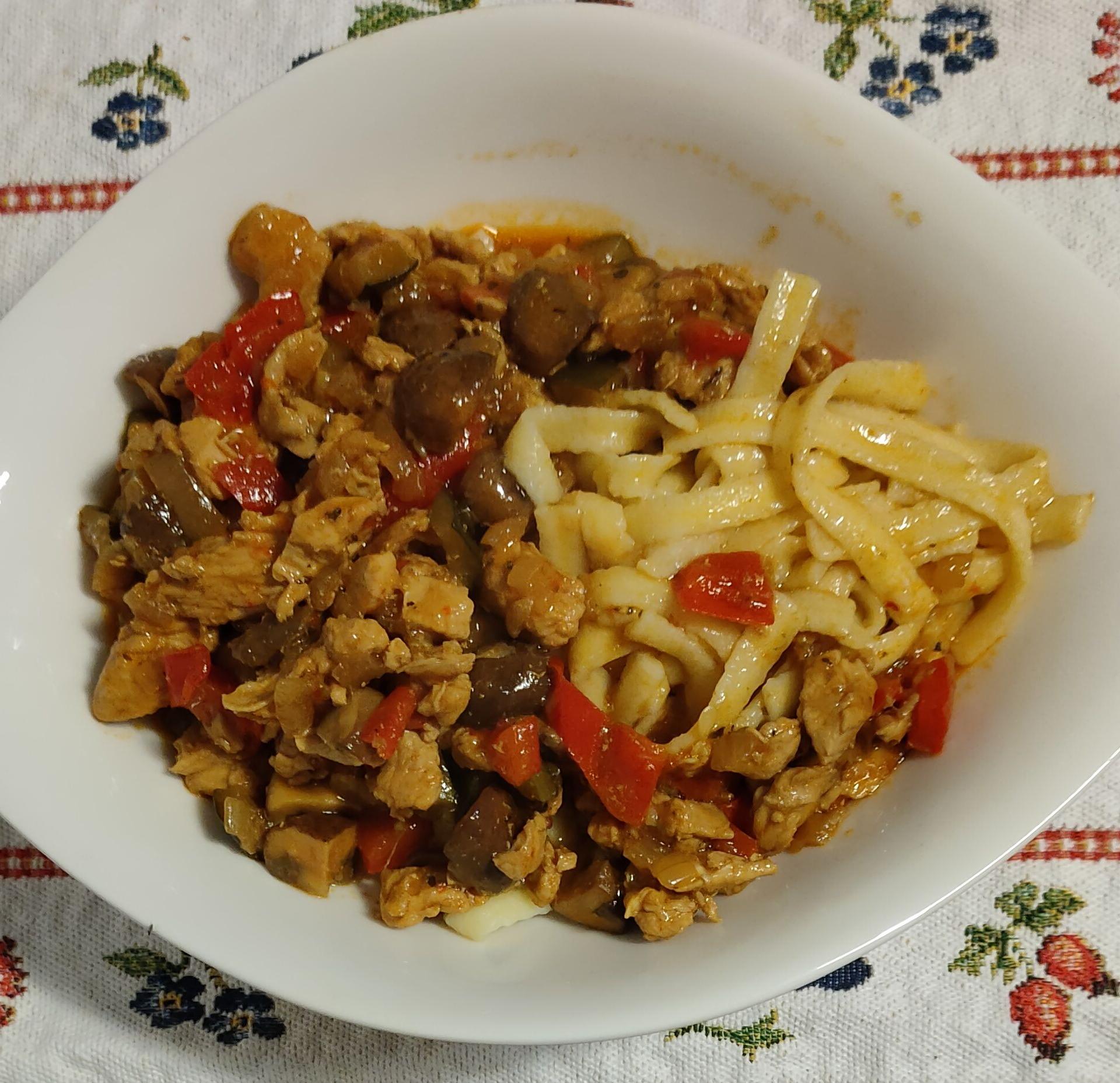 Gulasch mit Spätzle - Rezepte Cookeo | Krups