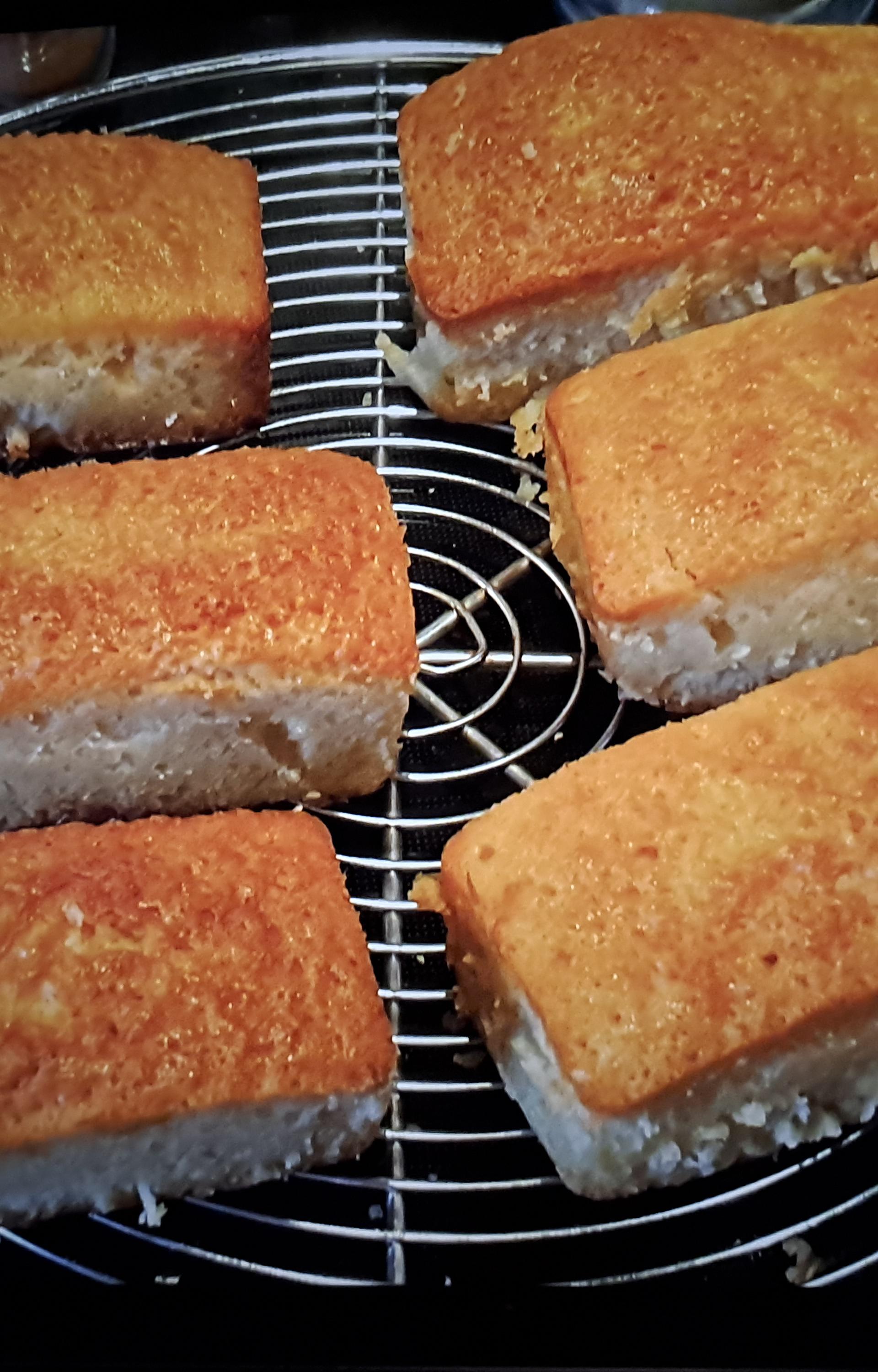 Mini cake knacky moutarde - Recette Cake Factory | Tefal