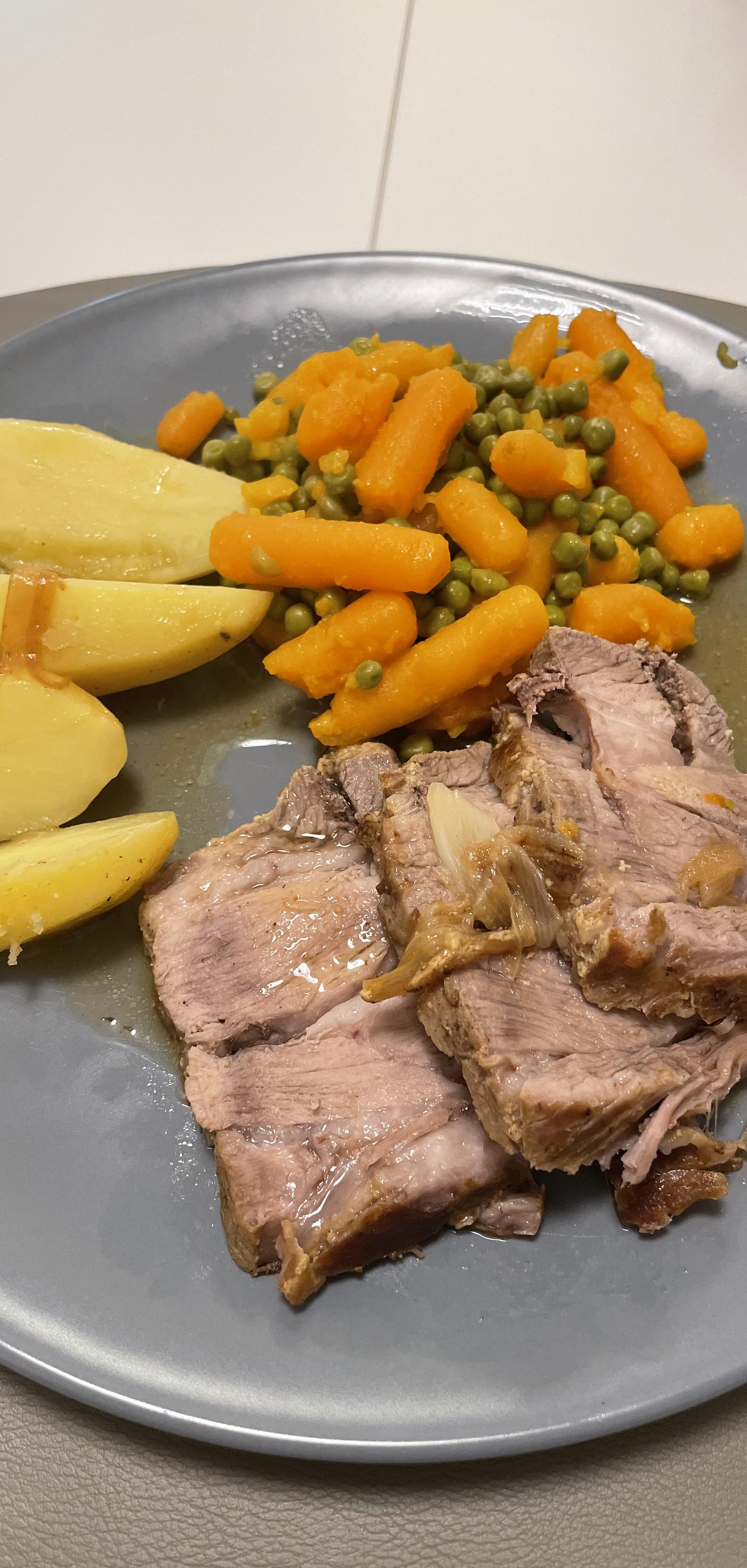 Roti de porc et ses pommes de terre fondantes - Recette Cookeo | Moulinex
