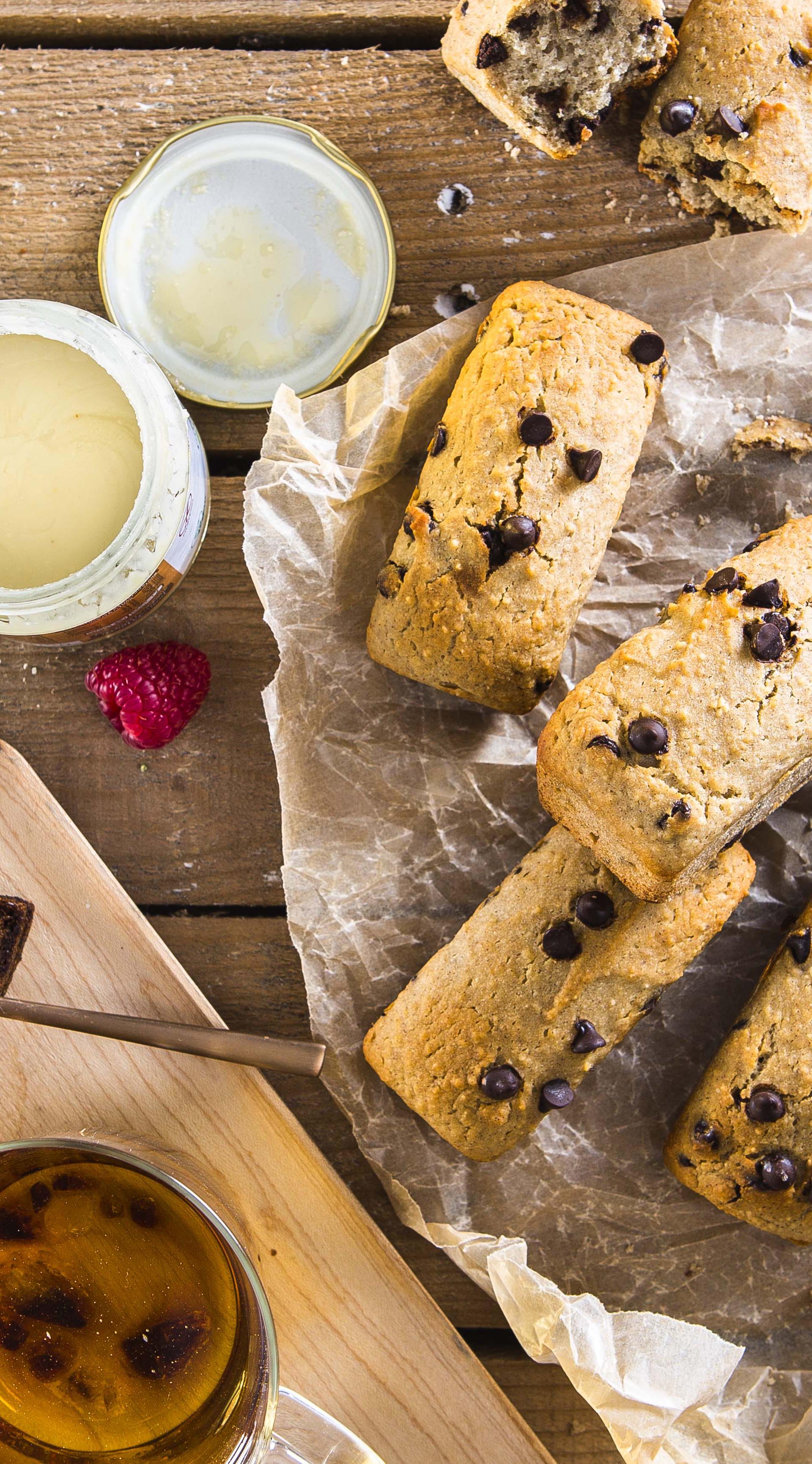 Broodcakejes met banaan en stukjes chocolade - Recepten Cake Factory ...