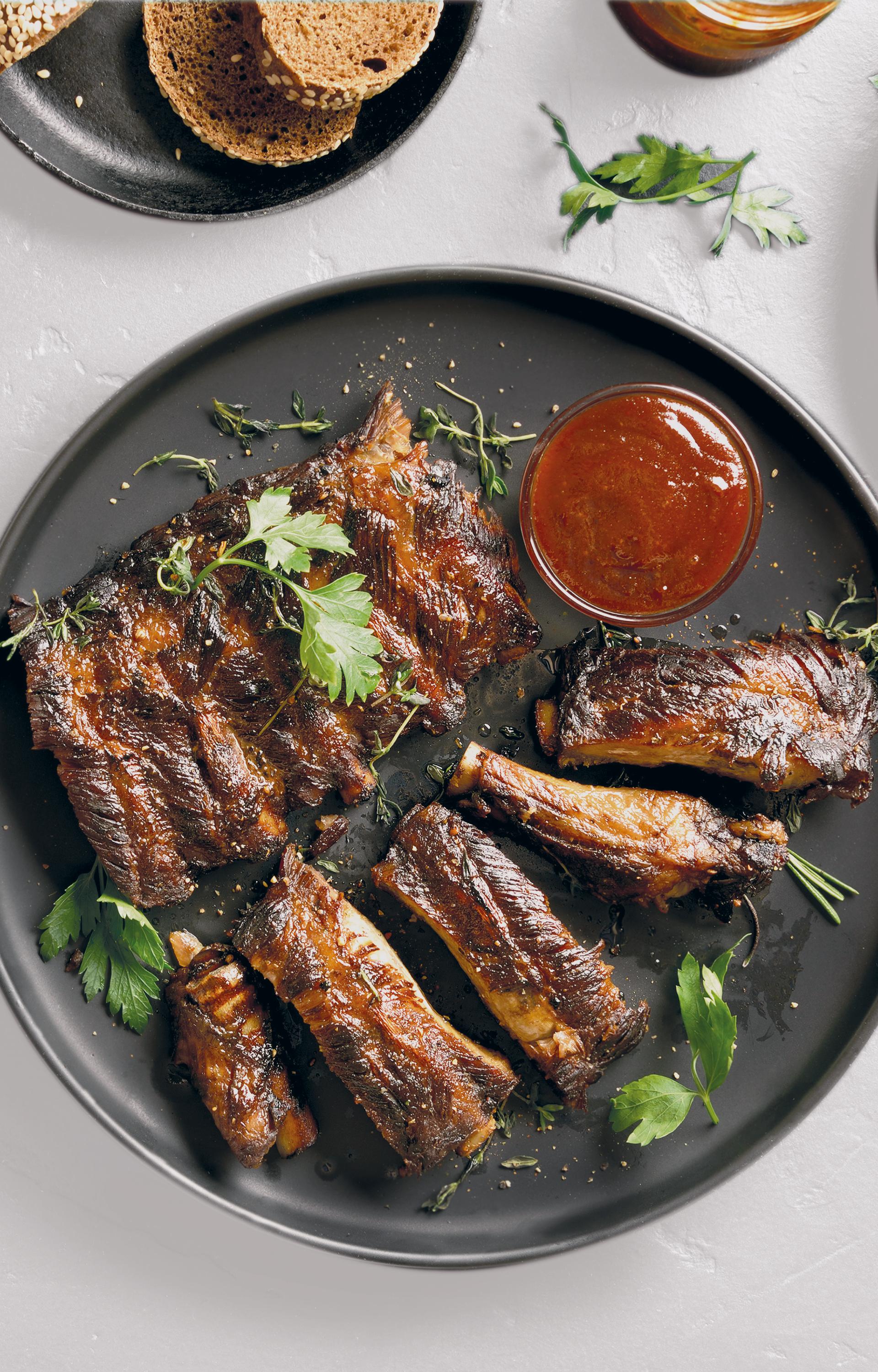 Gegrilde ribbetjes met barbecuesaus - Recepten Easy Fry XL Surface ...