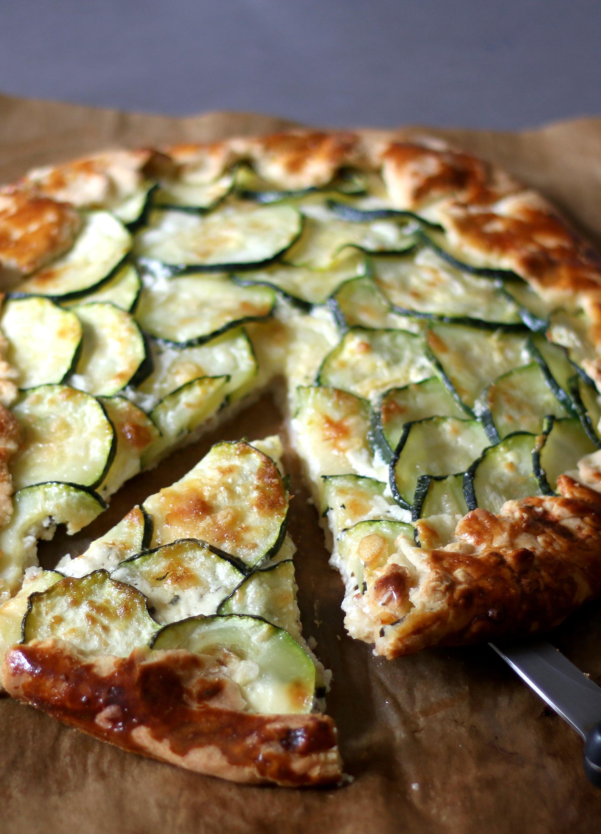 Rustikale Zucchini-Torte - Rezepte EASY FRY OVEN & GRILL 9 in 1 | Tefal